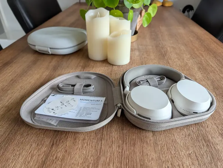 Sennheiser Momentum 5 Wireless review – strak op het hoofd, strak in ...