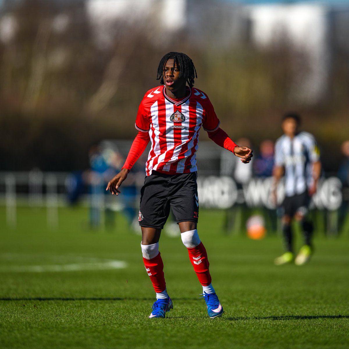 Sunderland academy prodigy leaves club in shock move after award ...