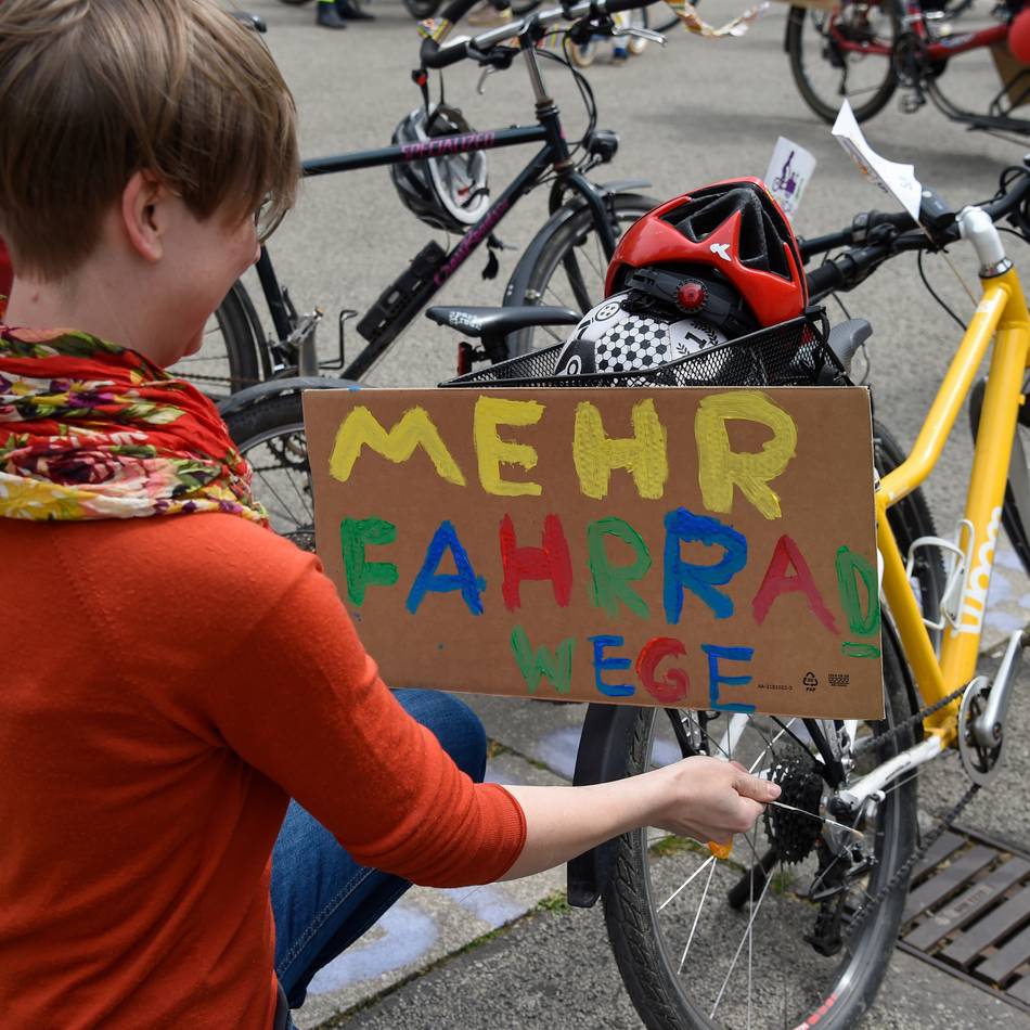 „Kidical Mass“-Demo fordert sichere Radwege für Kinder (mit Bildern)