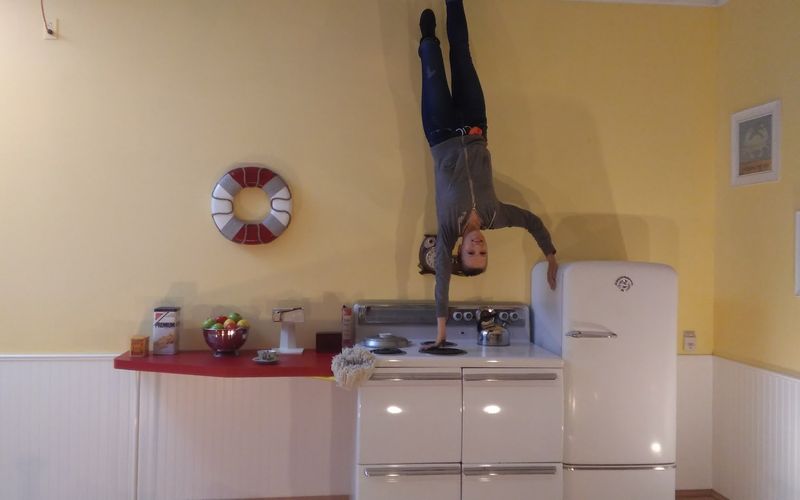 This upside-down Oregon attraction lets you take gravity-defying photos ...