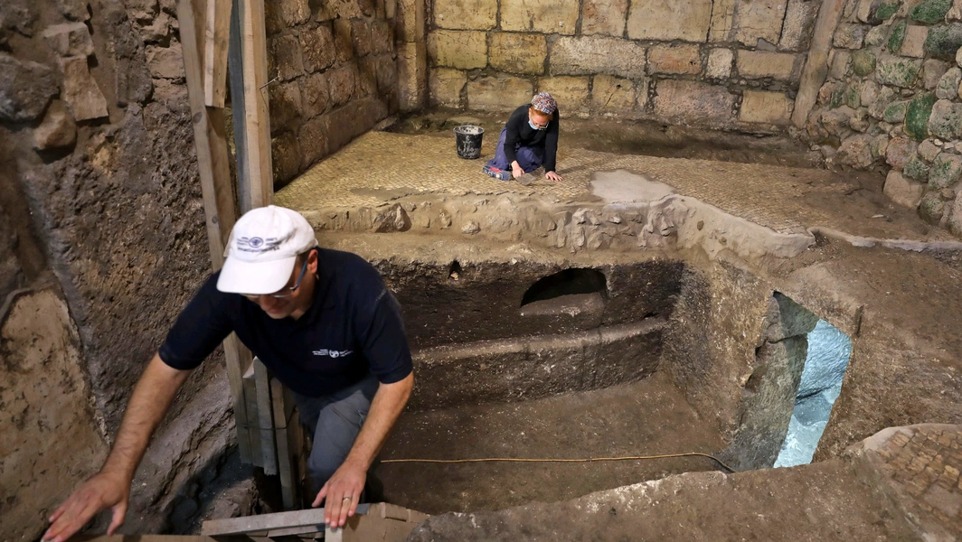 Female ascetic burial rewrites Byzantine history