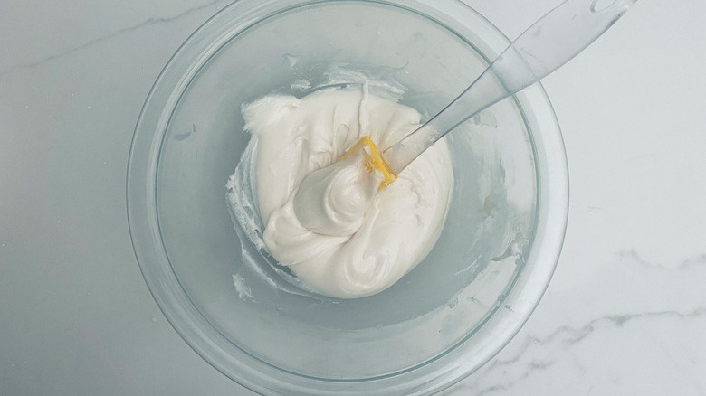 Eggless royal icing recipe