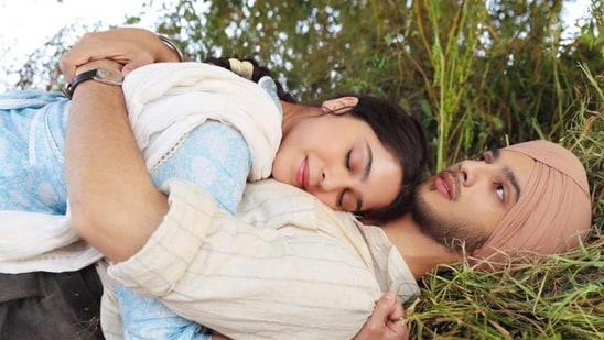 Main Vaapas Aaunga box office collection day 2: Imtiaz Ali film remains ...