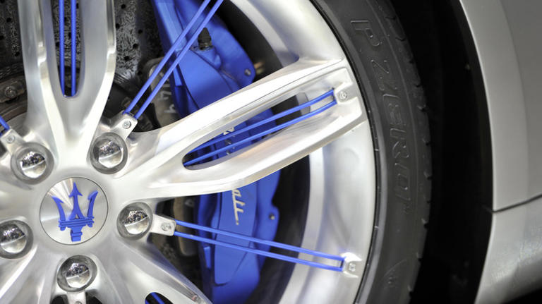 5 of the coolest luxury car brand logos