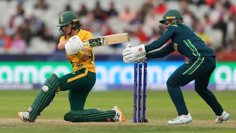 Six-time champions Australia crush Laura Wolvaardt's South Africa; make ...