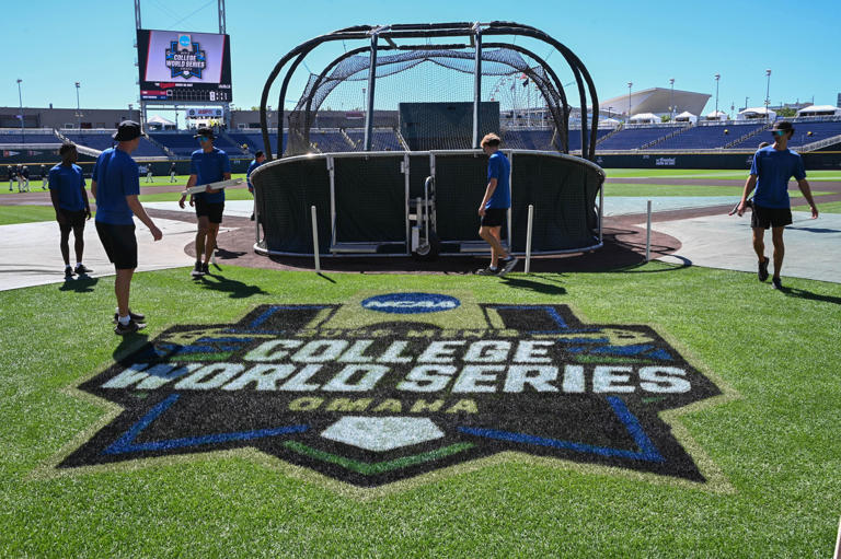 College World Series: Alabama vs Oklahoma open thread