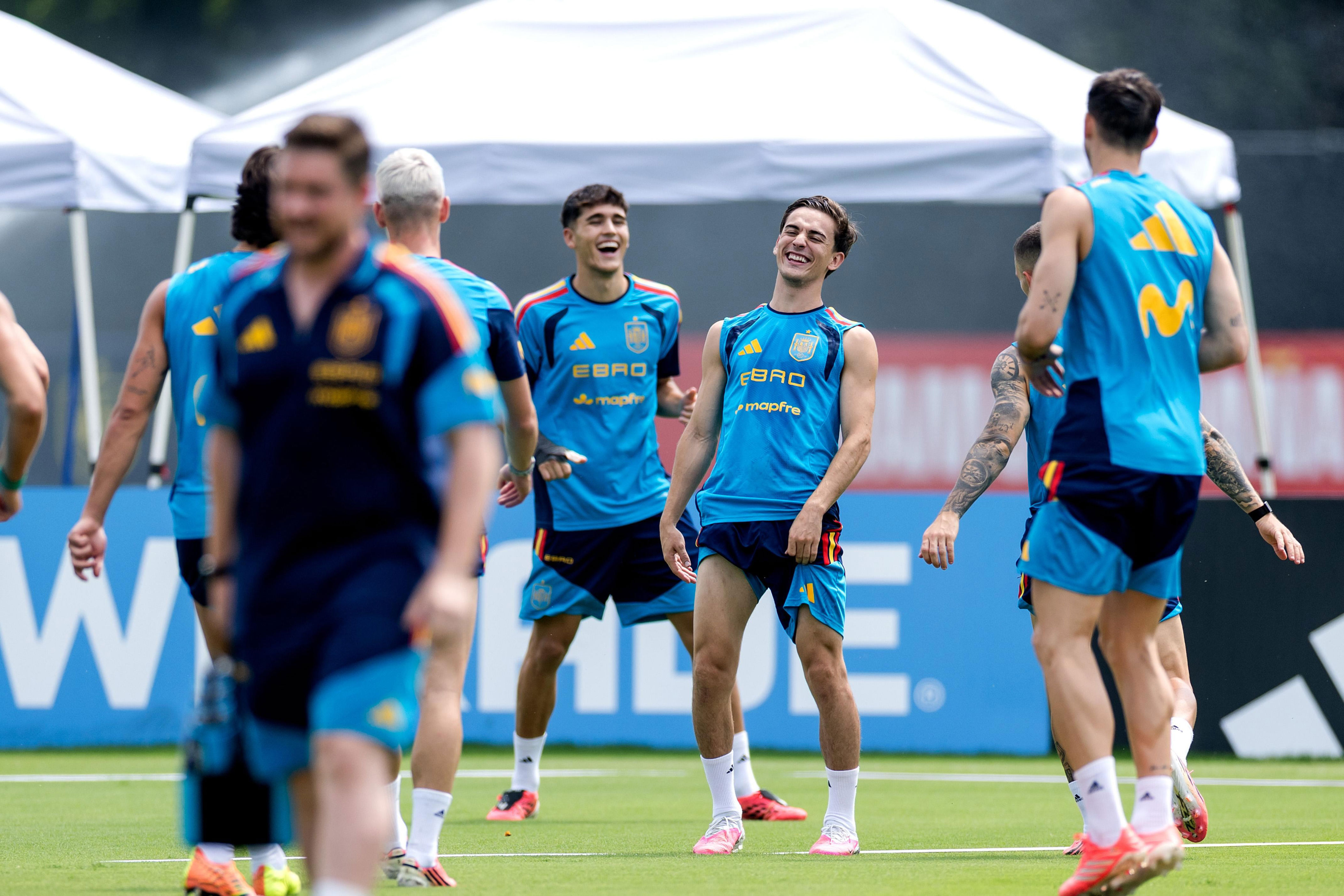 I wish you could see him training – Spain boss goes crazy for Barcelona ...