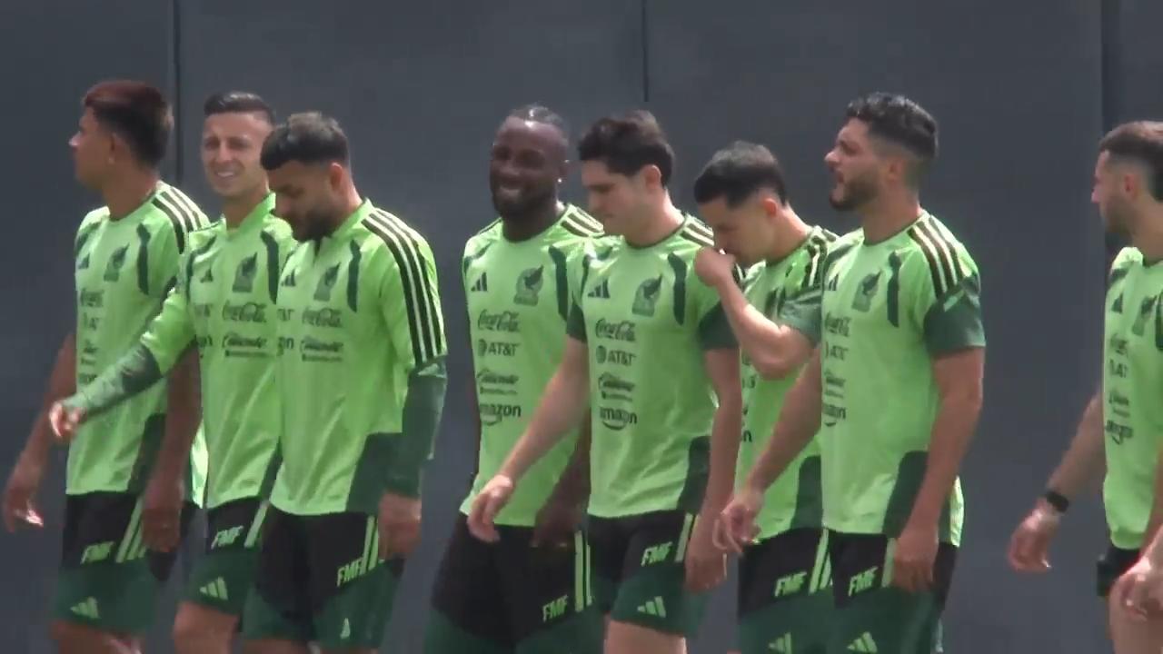 Mexico prepares for Group A winners' clash with South Korea