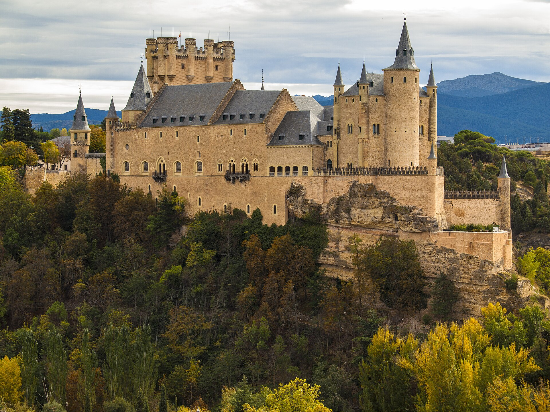 Spain has thousands of medieval castles, and these are among the most ...