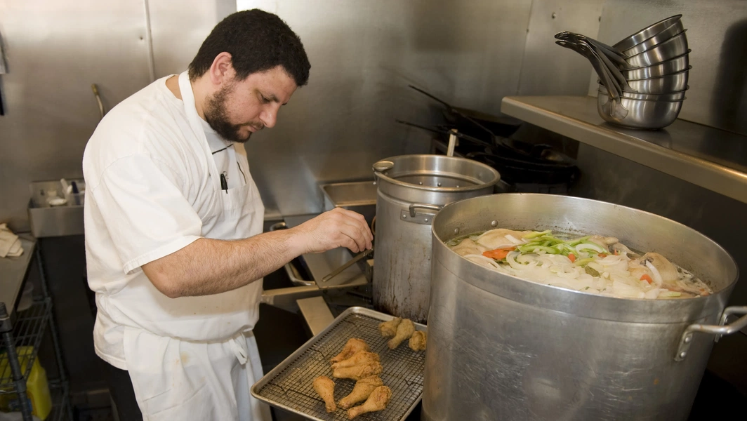 Master the art of crispy chicken wings