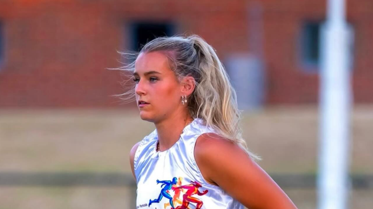 Sprinter Jemma Stapleton dead at 25 after family vacation accident