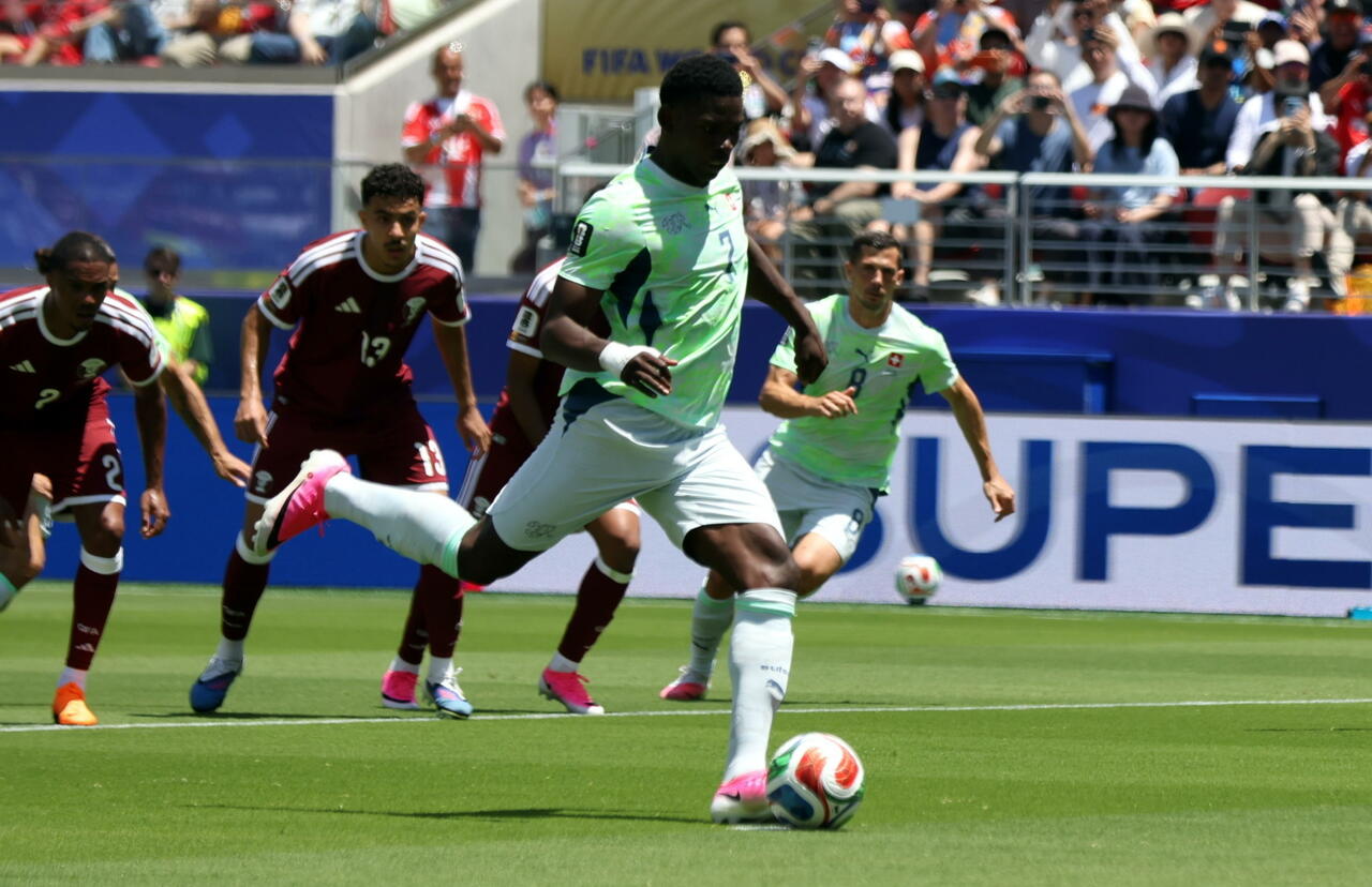 Svizzera-Qatar 1-1, le pagelle: Embolo (7) illude gli svizzeri, Khoukhi ...