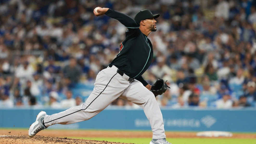 Rangers add veteran Joe Ross, reshape bullpen depth