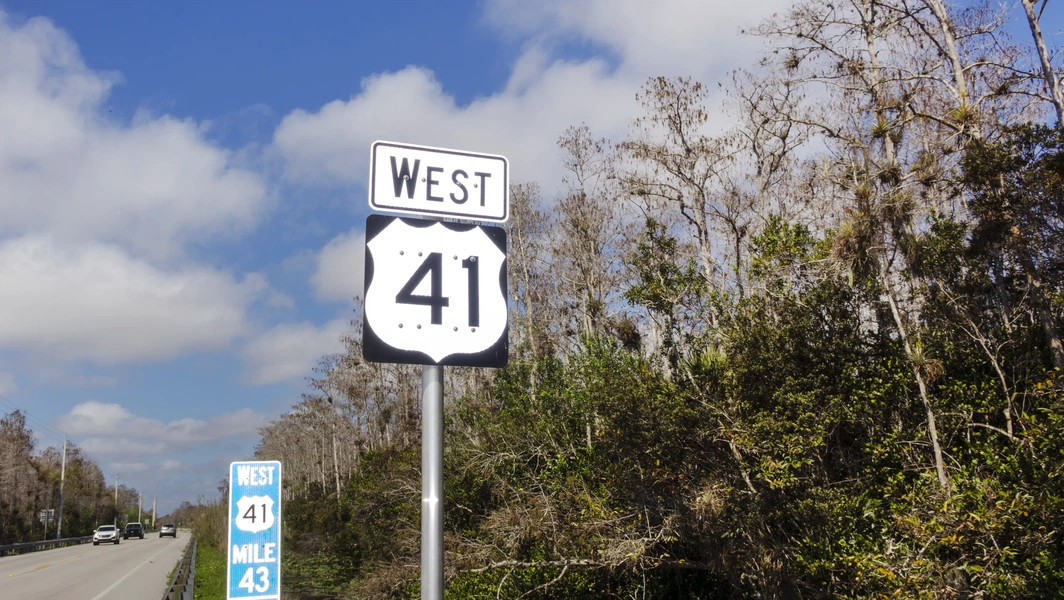 12 most dangerous roads around the world