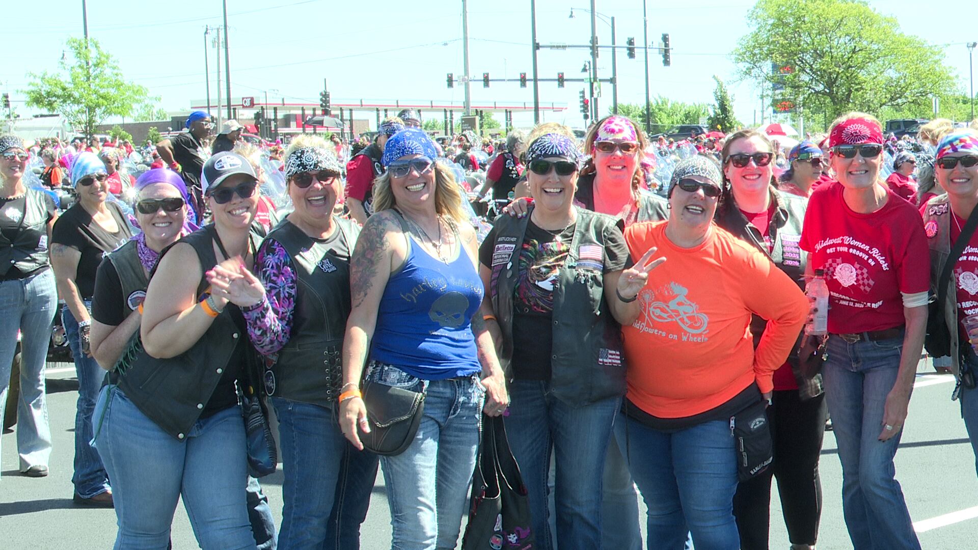 More than 1K women gather for record-breaking ride in Rockford