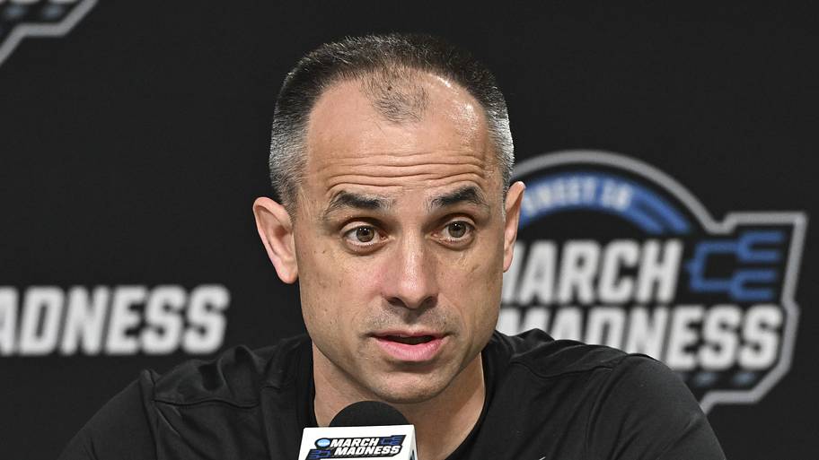 Three pressing questions for Iowa basketball during summer workouts