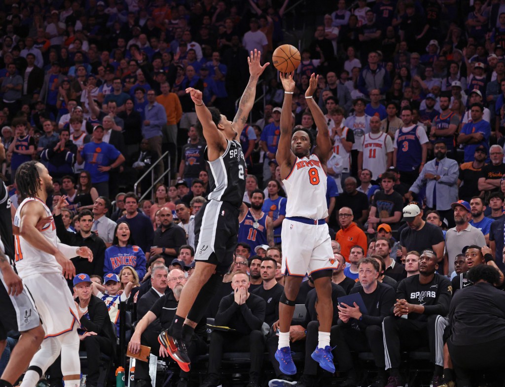 Knicks fans in flight nightmare — and will miss NBA Finals Game 5 ...