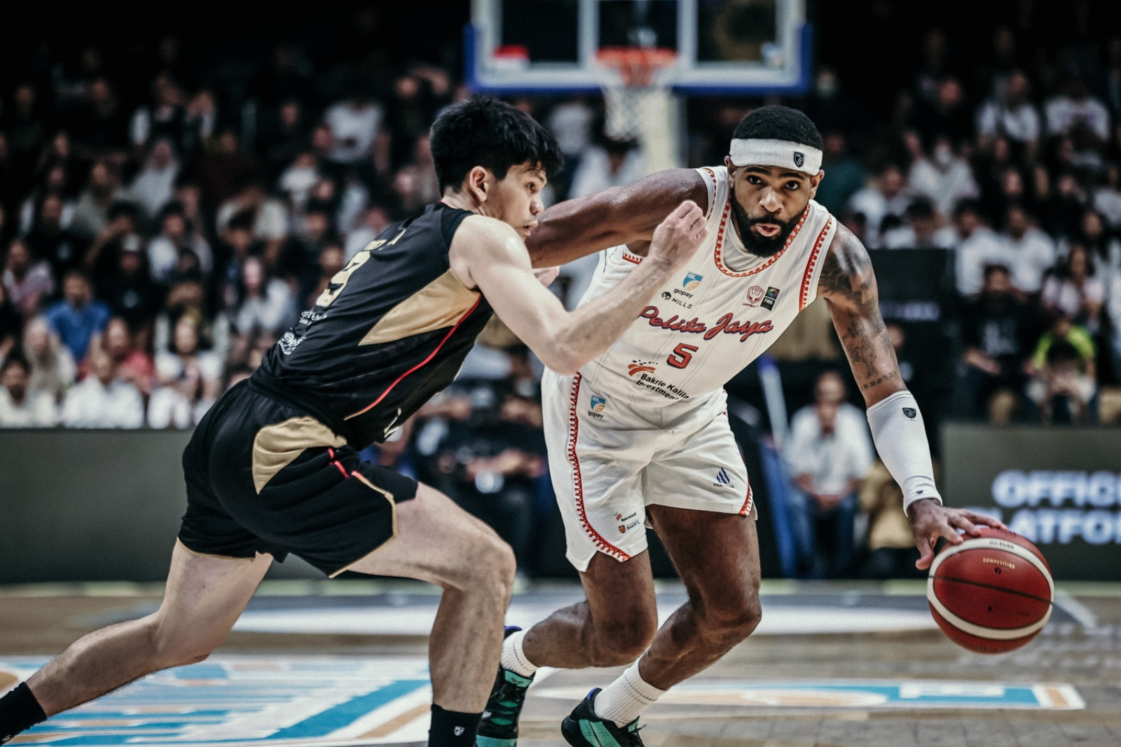 Jeff Withey & Perrin Buford jadi aktor protagonis Pelita Jaya kembali ...