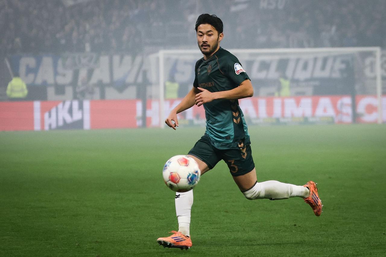 „Nicht zum Spaß hier“: Bundesliga-Star Sugawara mit Kampfansage vor WM ...
