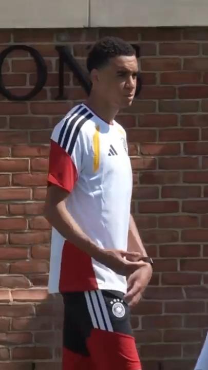 Vertical Soccer WC26 Germany Training.