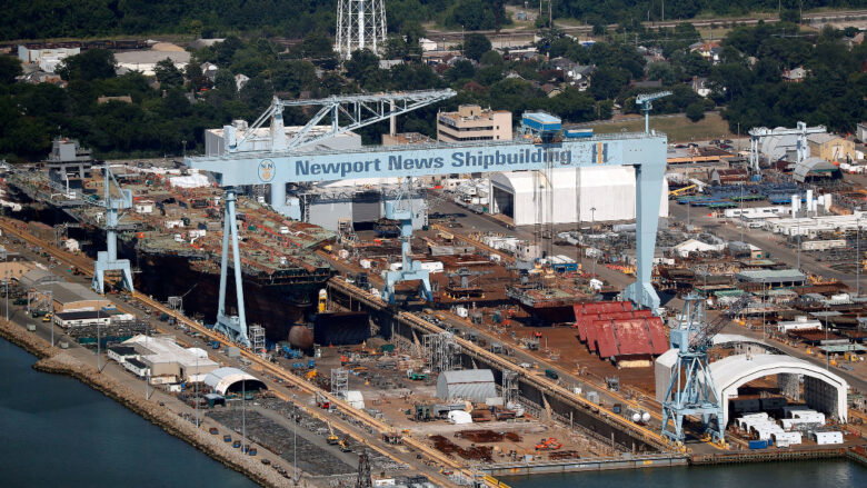 La construction du nouveau sous-marin nucléaire américain USS District ...
