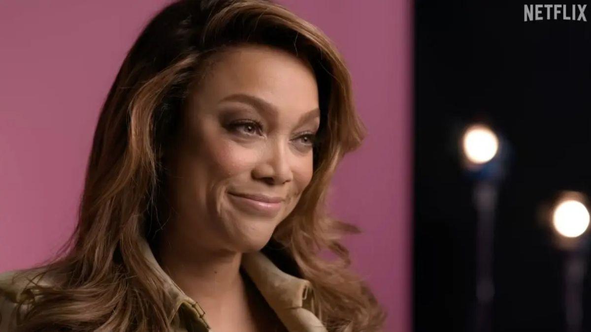 Tyra Banks and 'ANTM' drama explodes: Model sues Netflix for defamation ...