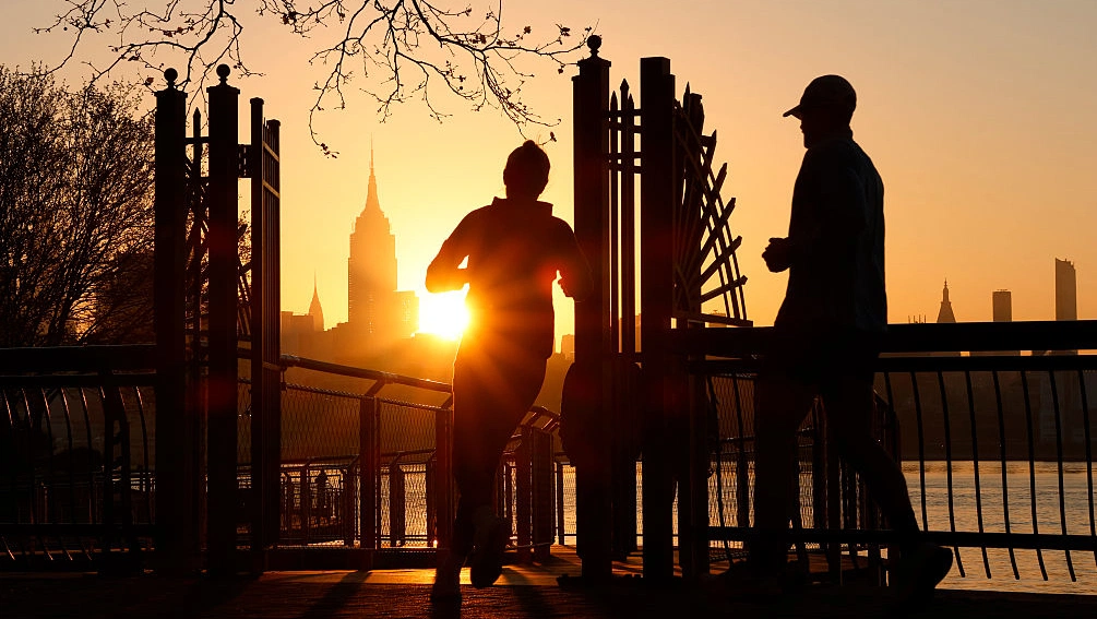 Morning workouts that actually stick for you