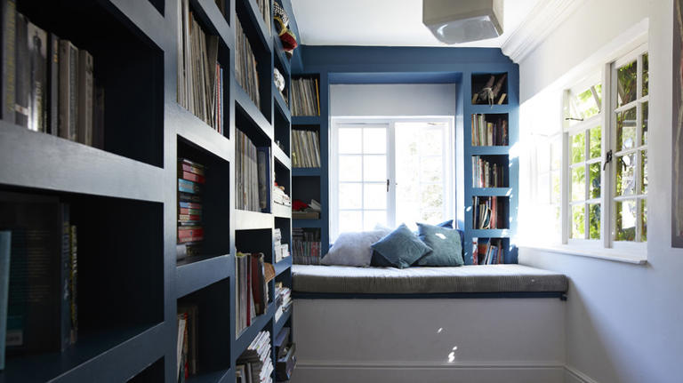 How to carve out a dedicated home library in a small space