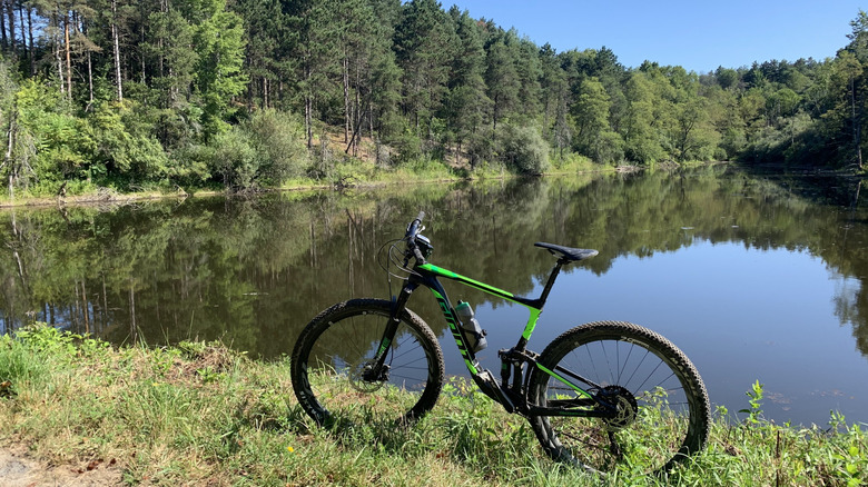 Outside Pittsburgh is a serene Pennsylvania state park with trails for ...