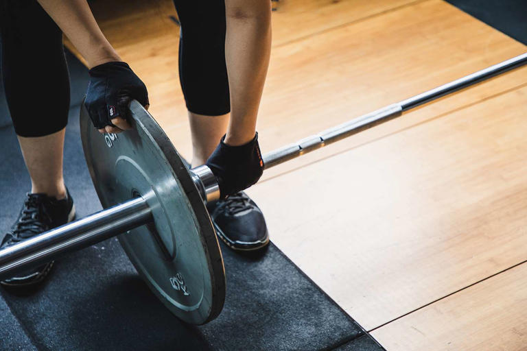 Boy breaks state and world records at age 8 for deadlifting nearly ...
