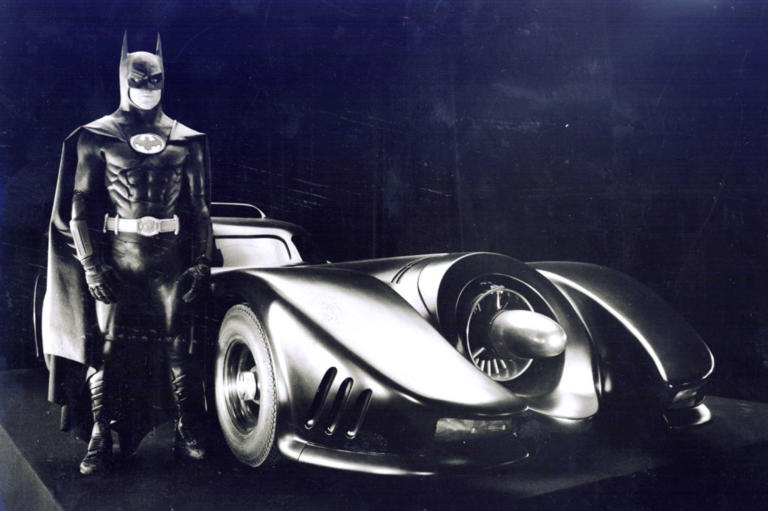Cunning Batman-style gadget discovered on California car during traffic ...