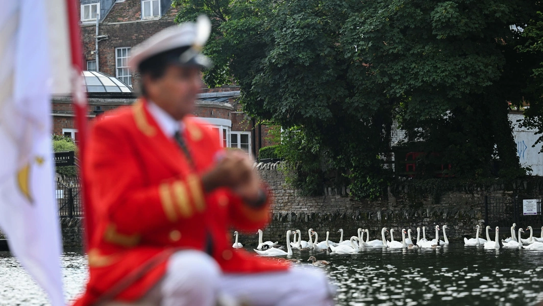 7 unusual jobs in the royal household