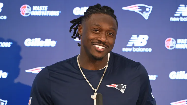 AJ Brown speaks on signed photo left at Eagles facility following ...