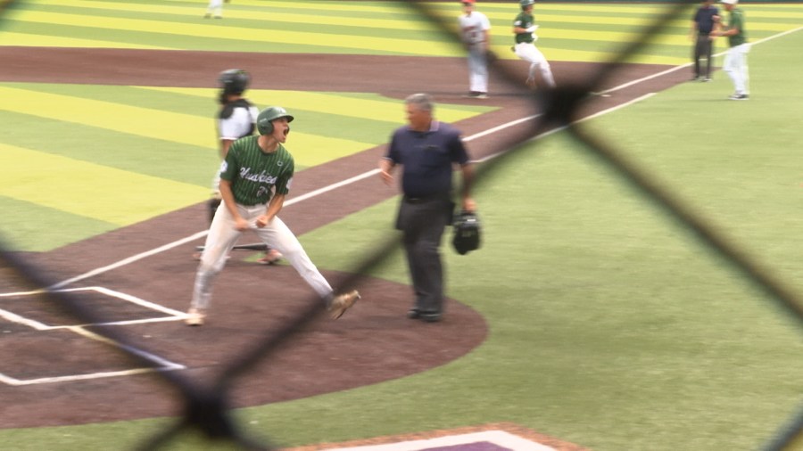 North knocks off No. 1 Center Grove for spot in semi-state championship
