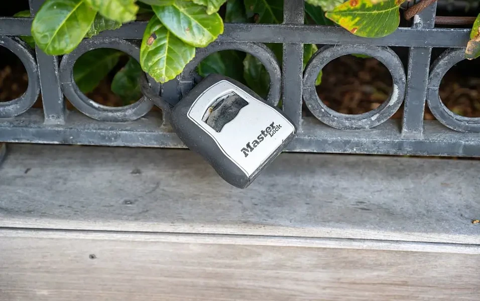 Choosing the right padlock for real security