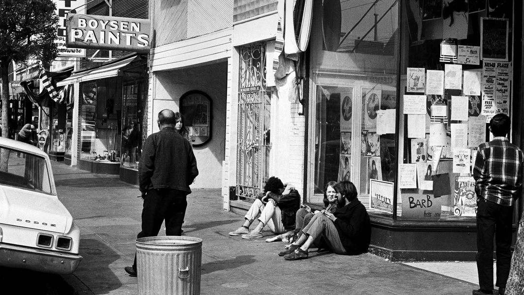 11 rare photos of hippie culture before commercialization