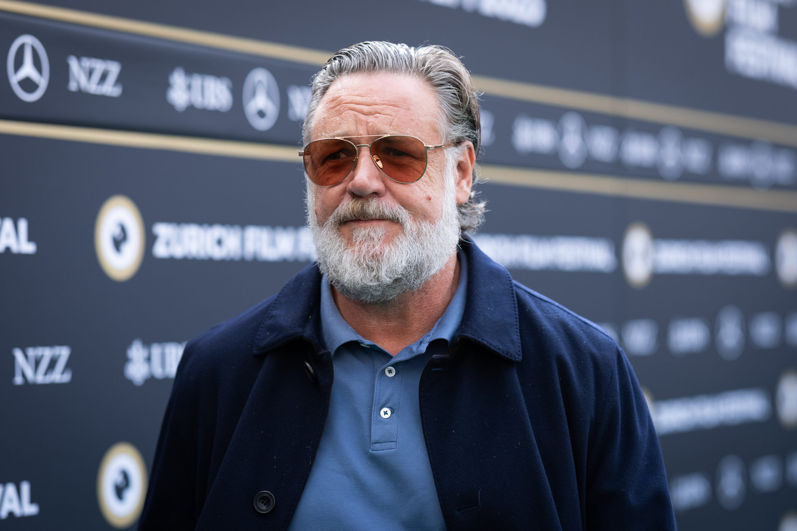 Russell Crowe scherza con Ultimo: "Tifa Roma ma lo perdono. Mi piace la ...