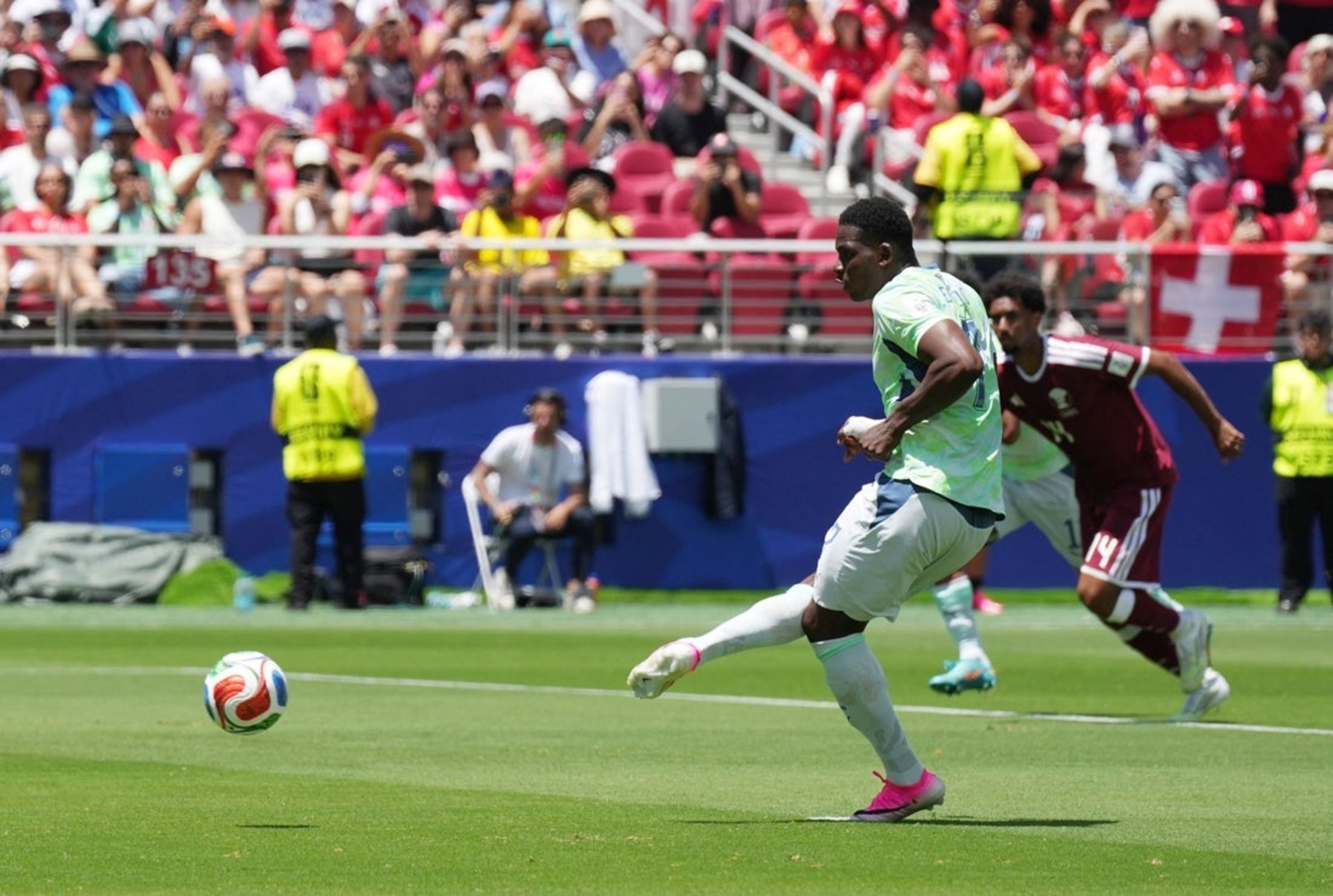 Qatar's miracle late goal delivers draw vs. Switzerland