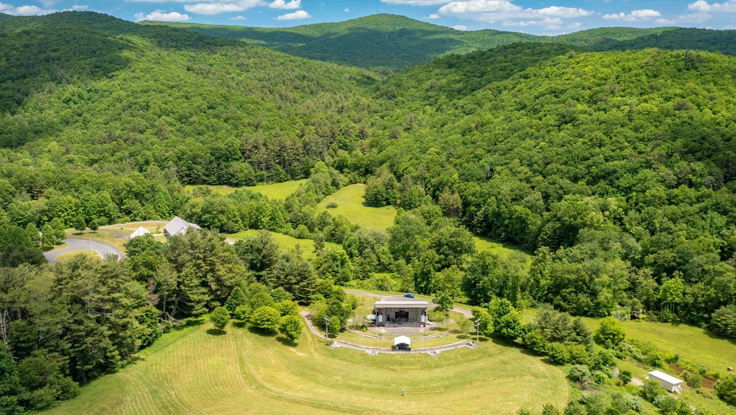 7 unique stops along the Blue Ridge Parkway