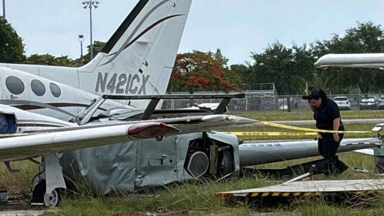 Helicopter crashed into vacant plane at Pembroke Pines airport, injuring 2