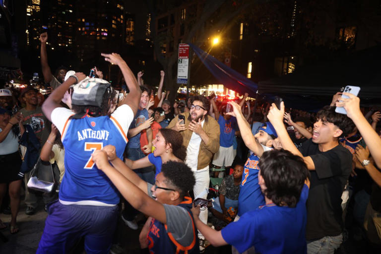 Knicks fans in flight nightmare — and will miss NBA Finals Game 5 ...