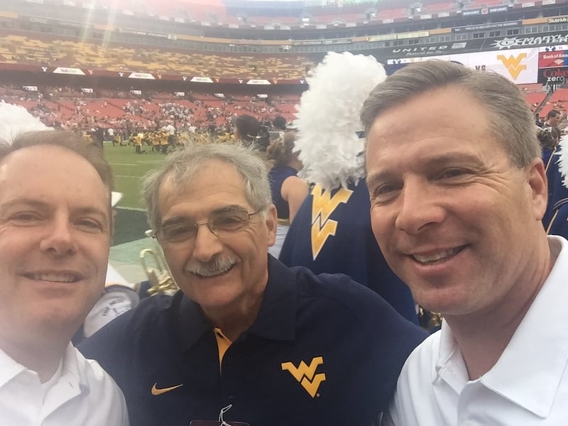 Country roads connect singer Brad Paisley and his dad to BYU