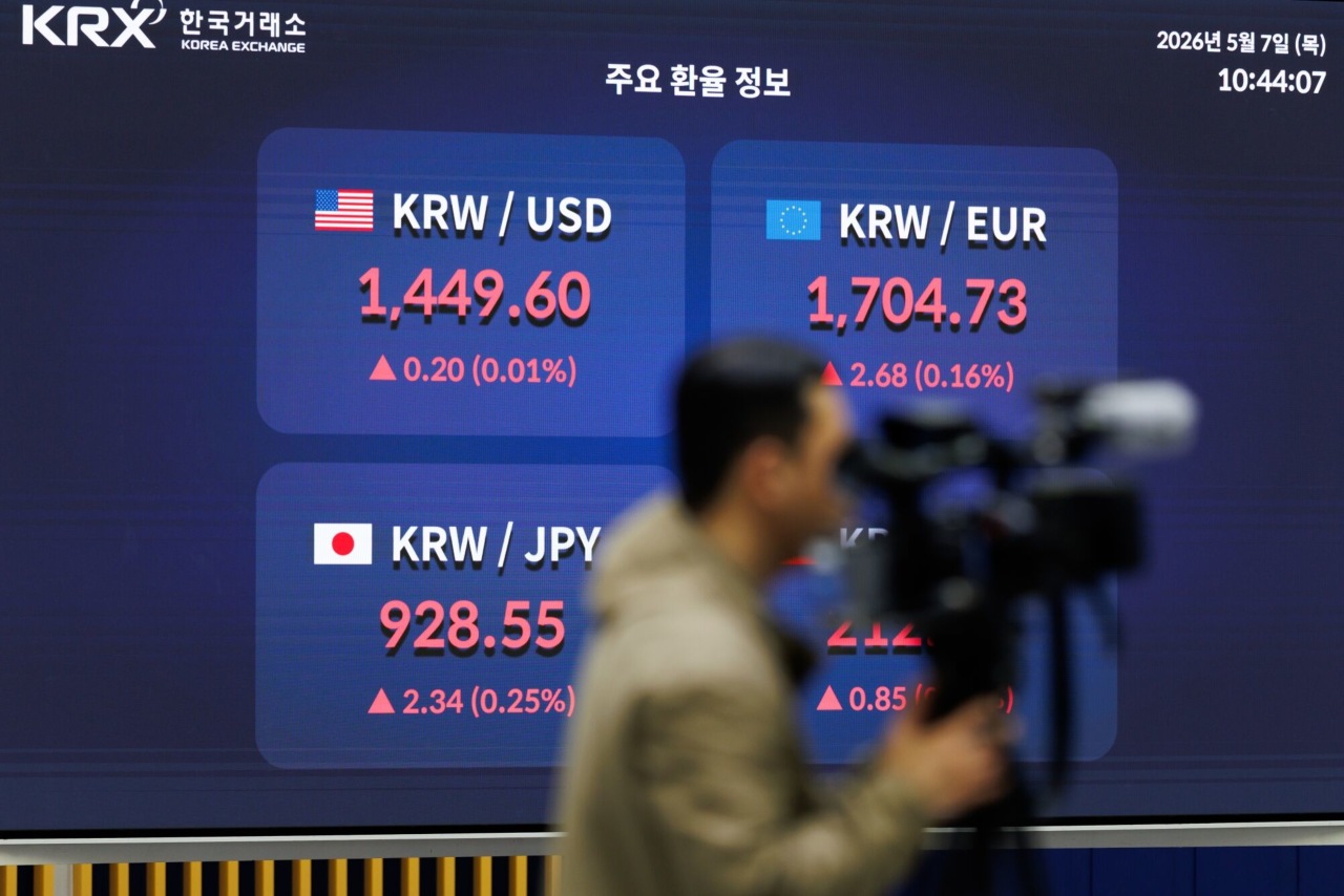 Why Asian currencies are taking a beating, in charts