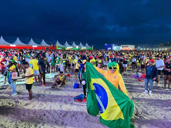 Fotos: Rio entra em clima de Copa e leva torcedores para as ruas para ...
