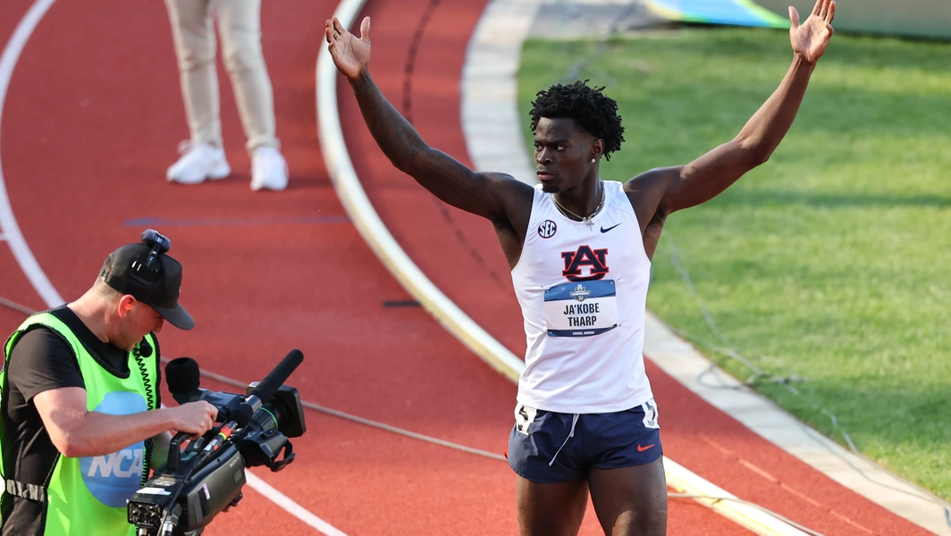15 athletes who redefined human limits