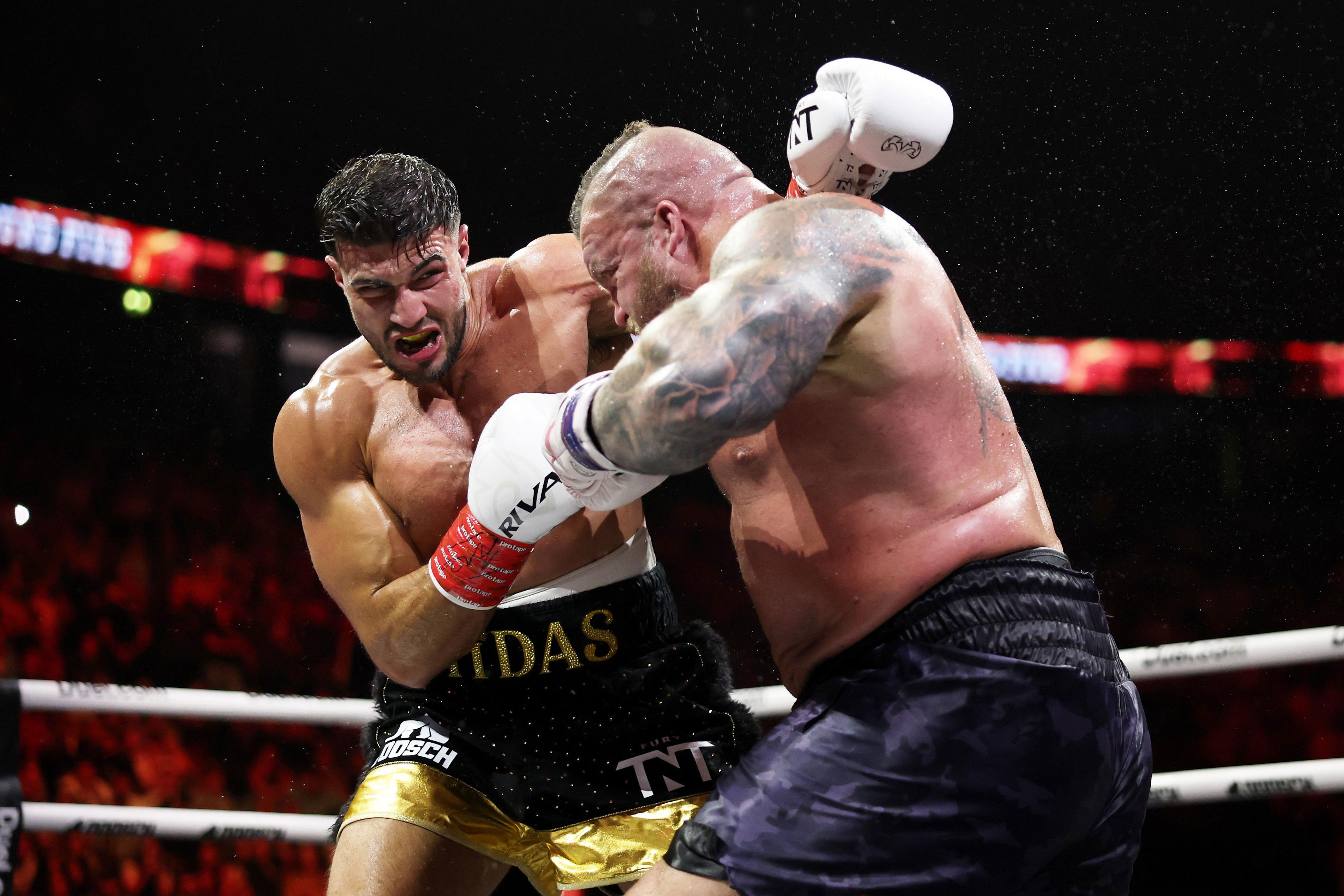 Tommy Fury outpoints strongman Eddie Hall despite massive weight ...