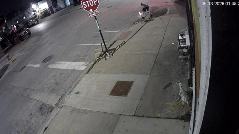 Chicago alderman says explosive device detonated outside his home ...
