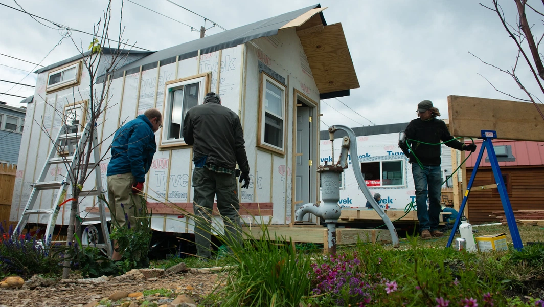 Design, costs, and lifestyle of tiny home living