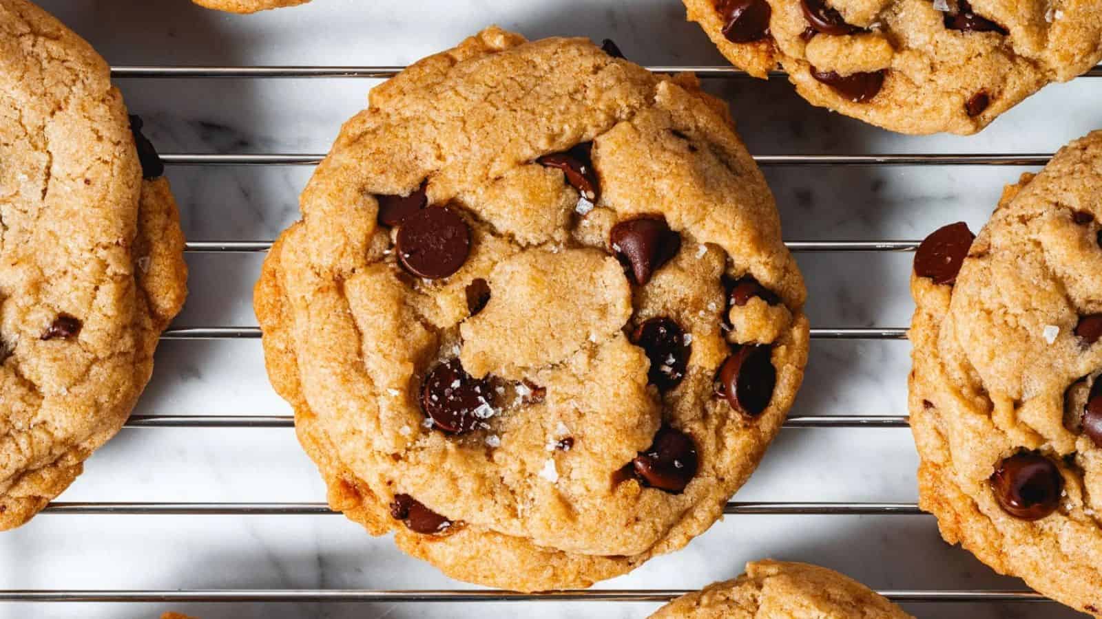 12 crowd-favorite cookies that always disappear first