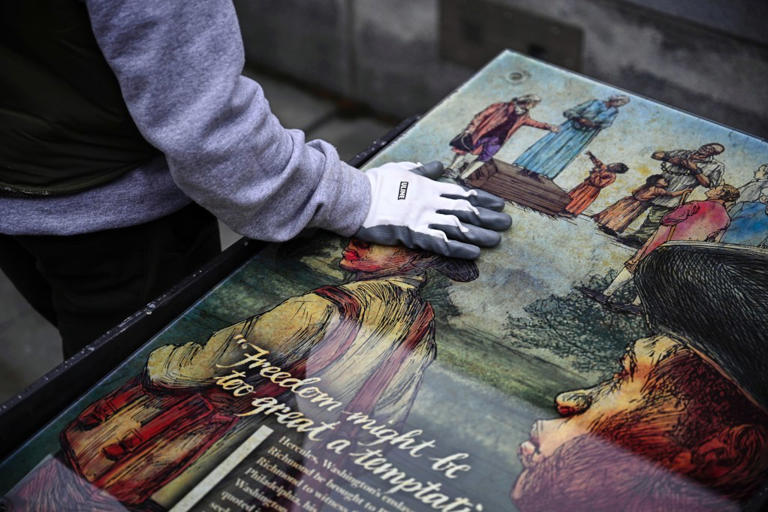 Trump ordered to restore slavery signs at national parks: "Censorship"